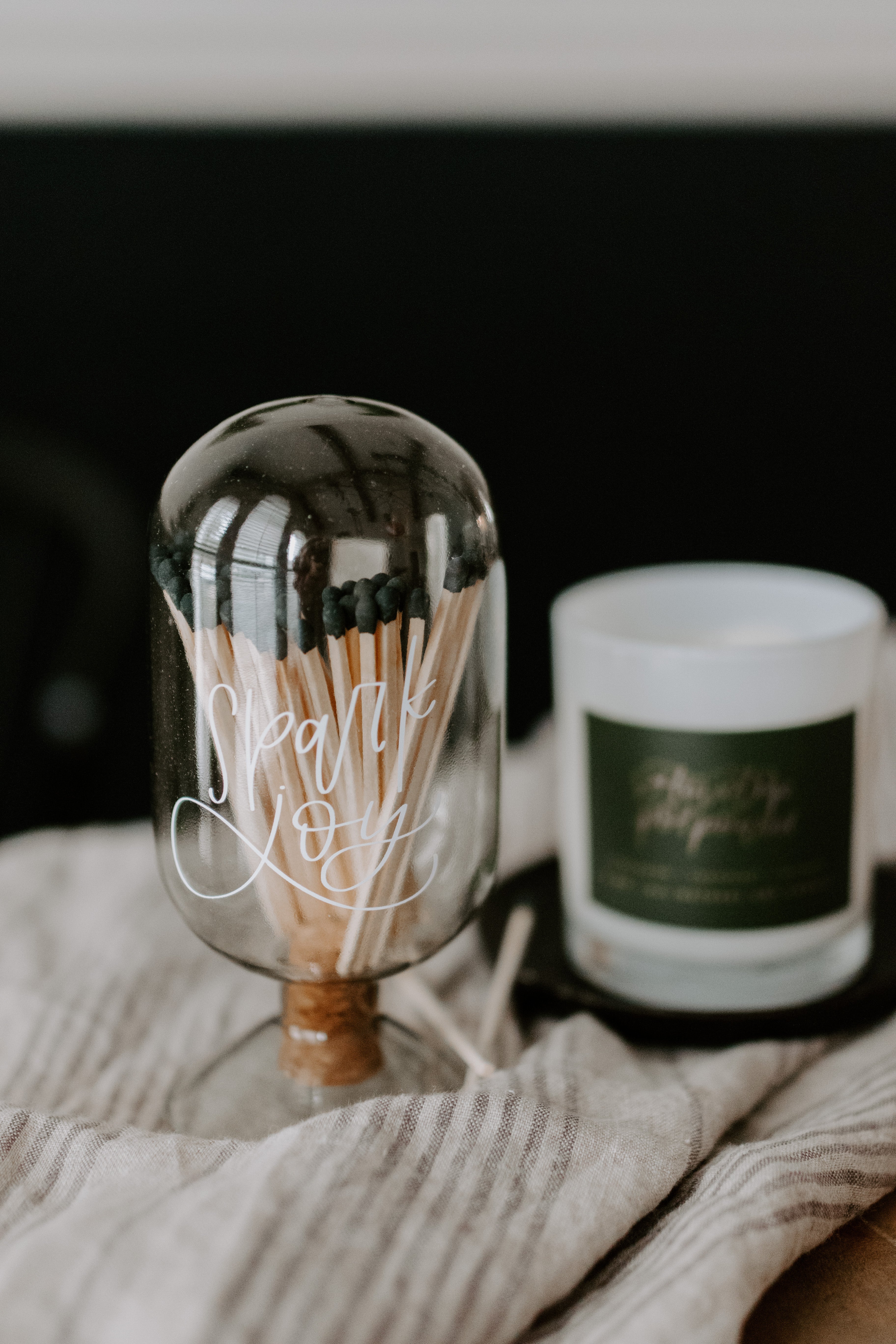 Chalkfulloflove Spark Joy Matches – Black Tip in Glass Dome
