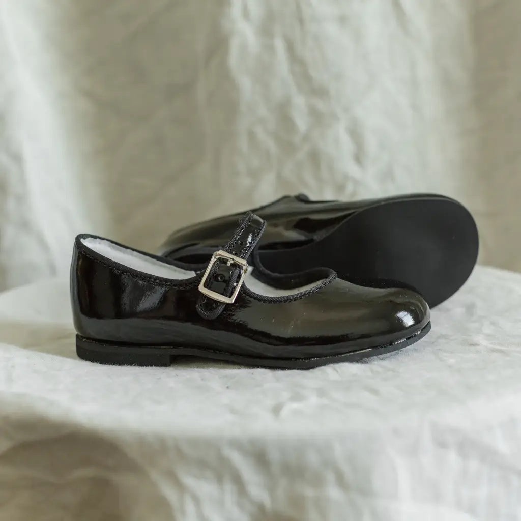 Mary Jane Shoes, Black Patent, Buckle Strap – Zimmerman Shoes