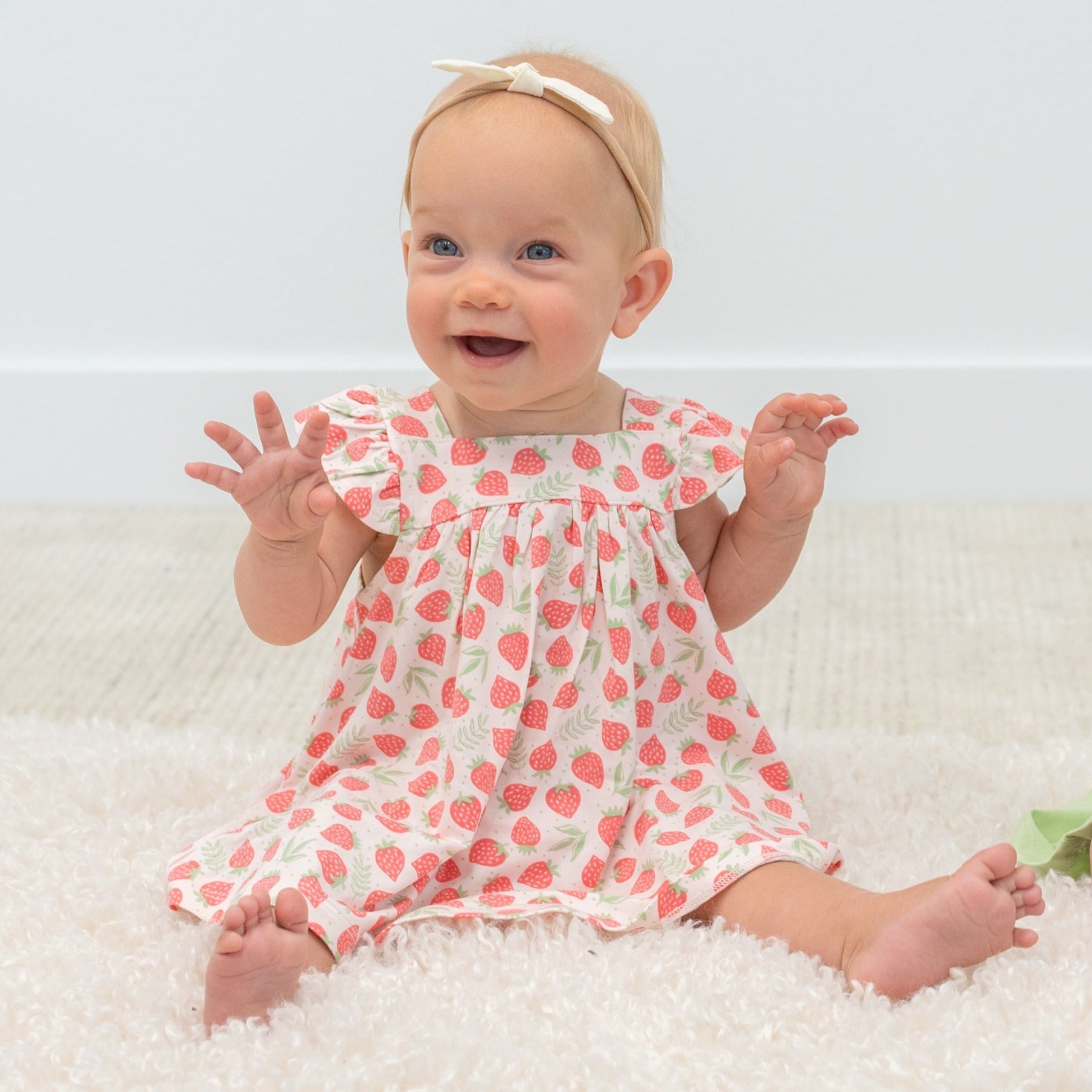 Sweet Bamboo Baby Dress & Bloomer Set – Strawberry Print, Ruffle Sleeves